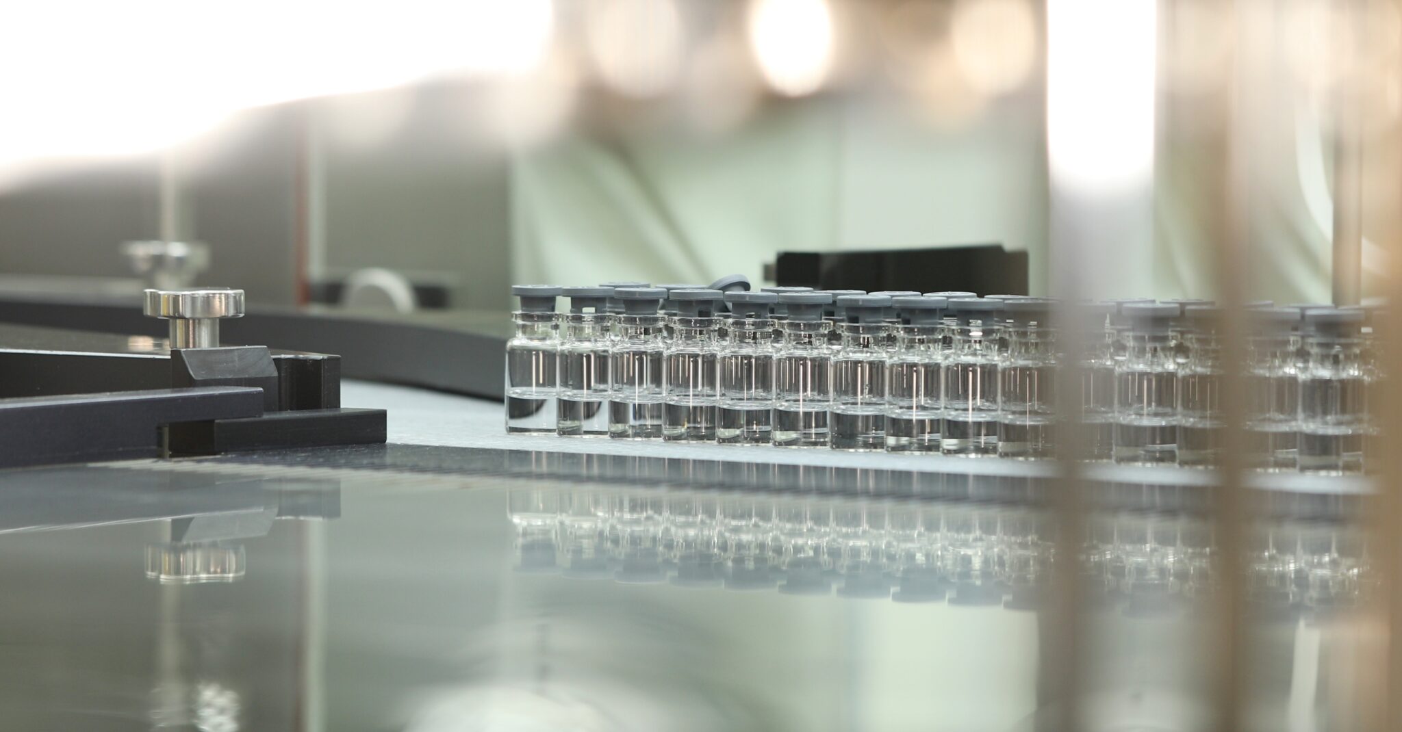 Liquid Contract Supplement Manufacturing Services | Yellow Emperor